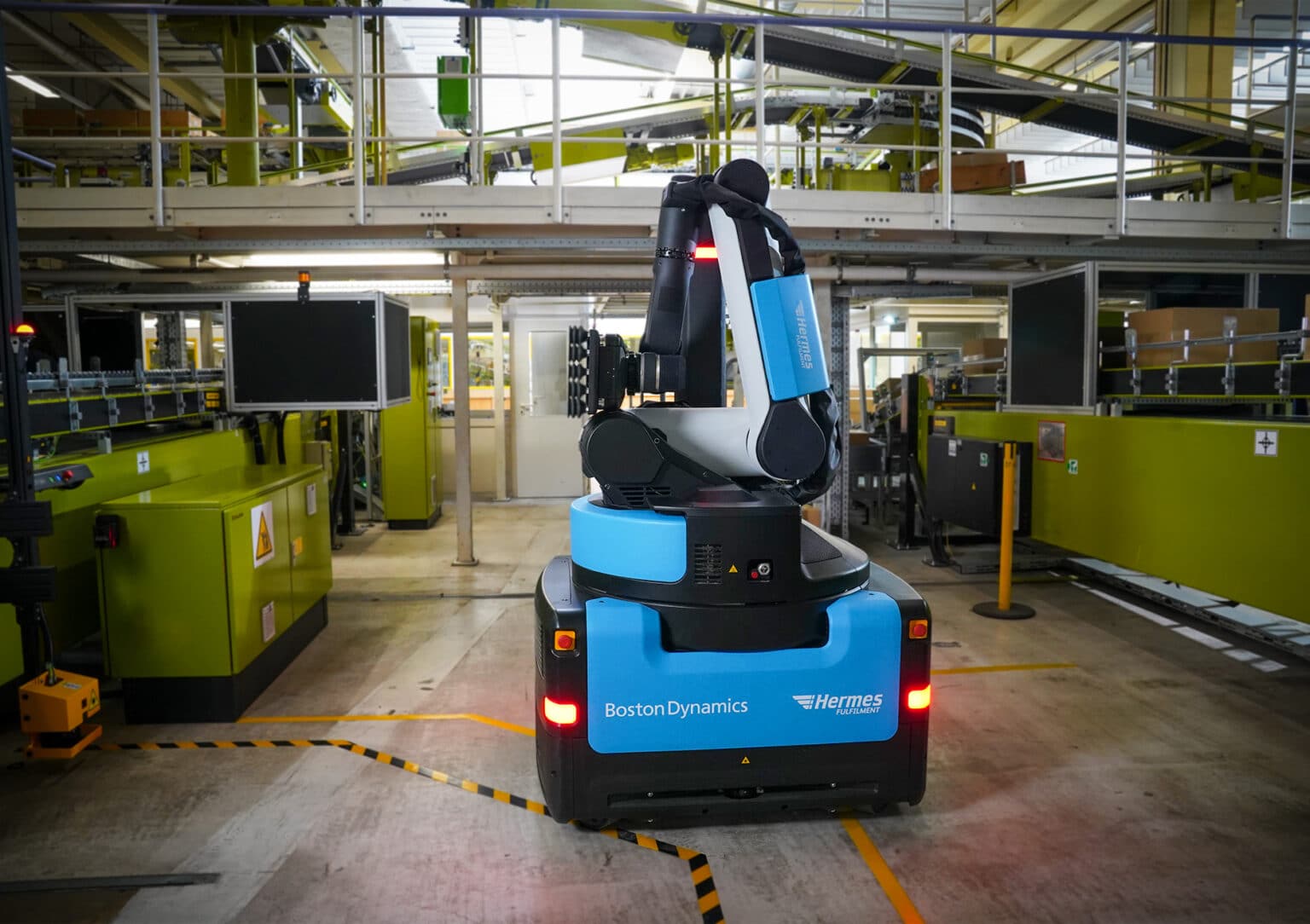 Stretch Enhances Logistics & Maintenance at Otto Group | Boston Dynamics