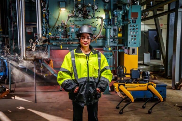 DHL Group Signs MOU for 1,000-Robot Deployment | Boston Dynamics