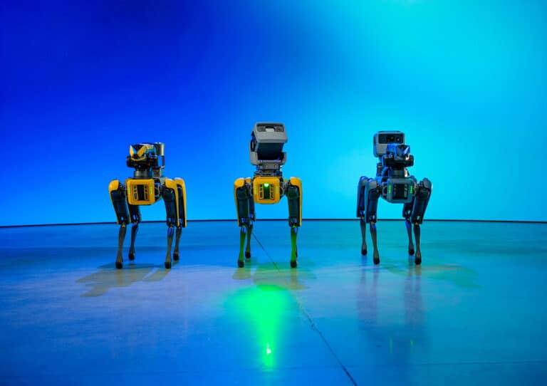 Boston Dynamics & Google DeepMind Form New AI Partnership to Bring ...